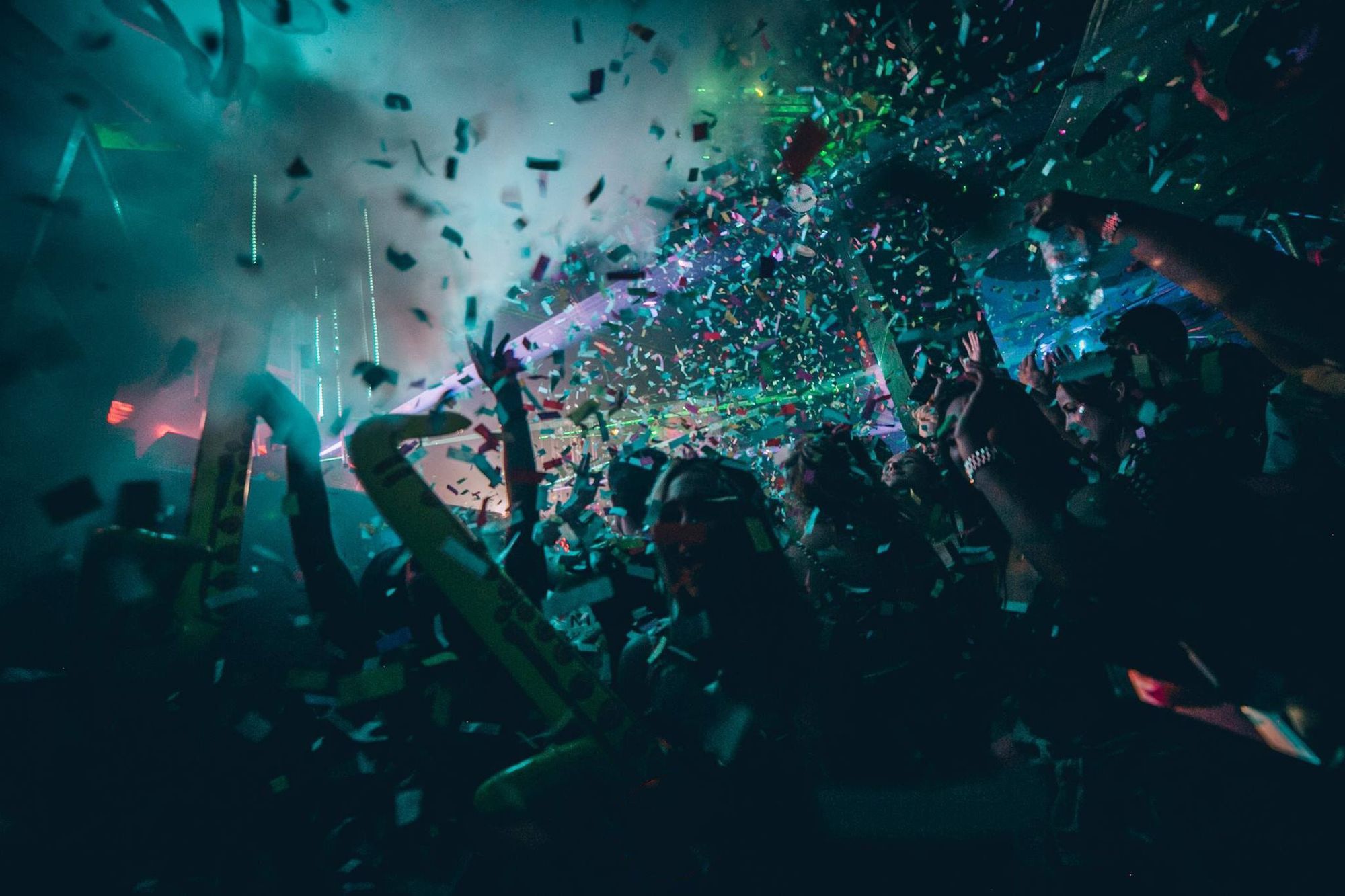 Riaprono le discoteche dal primo luglio: le info per tornare a ballare