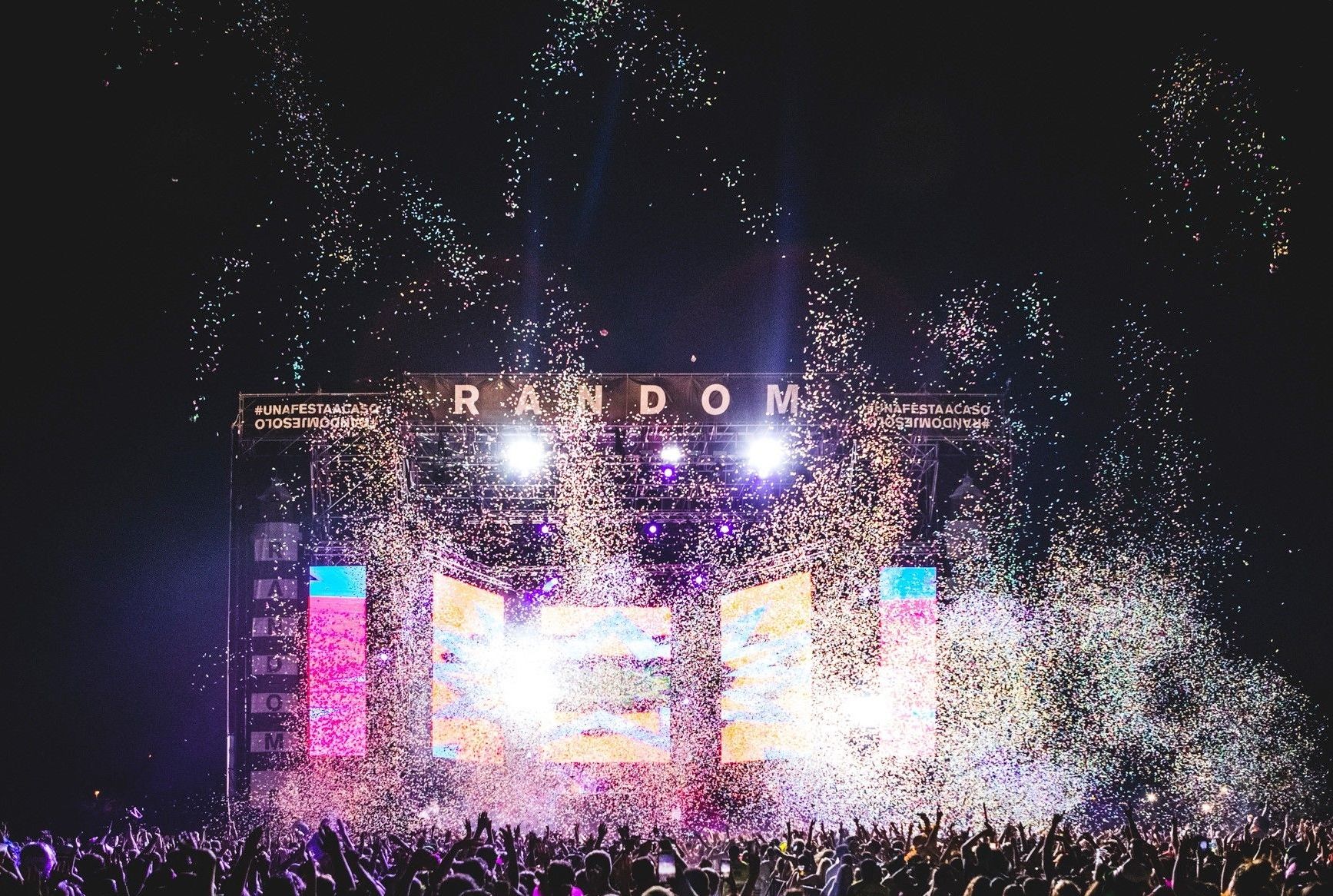 Biglietti di "Random una festa a caso" a Jesolo su TicketSms